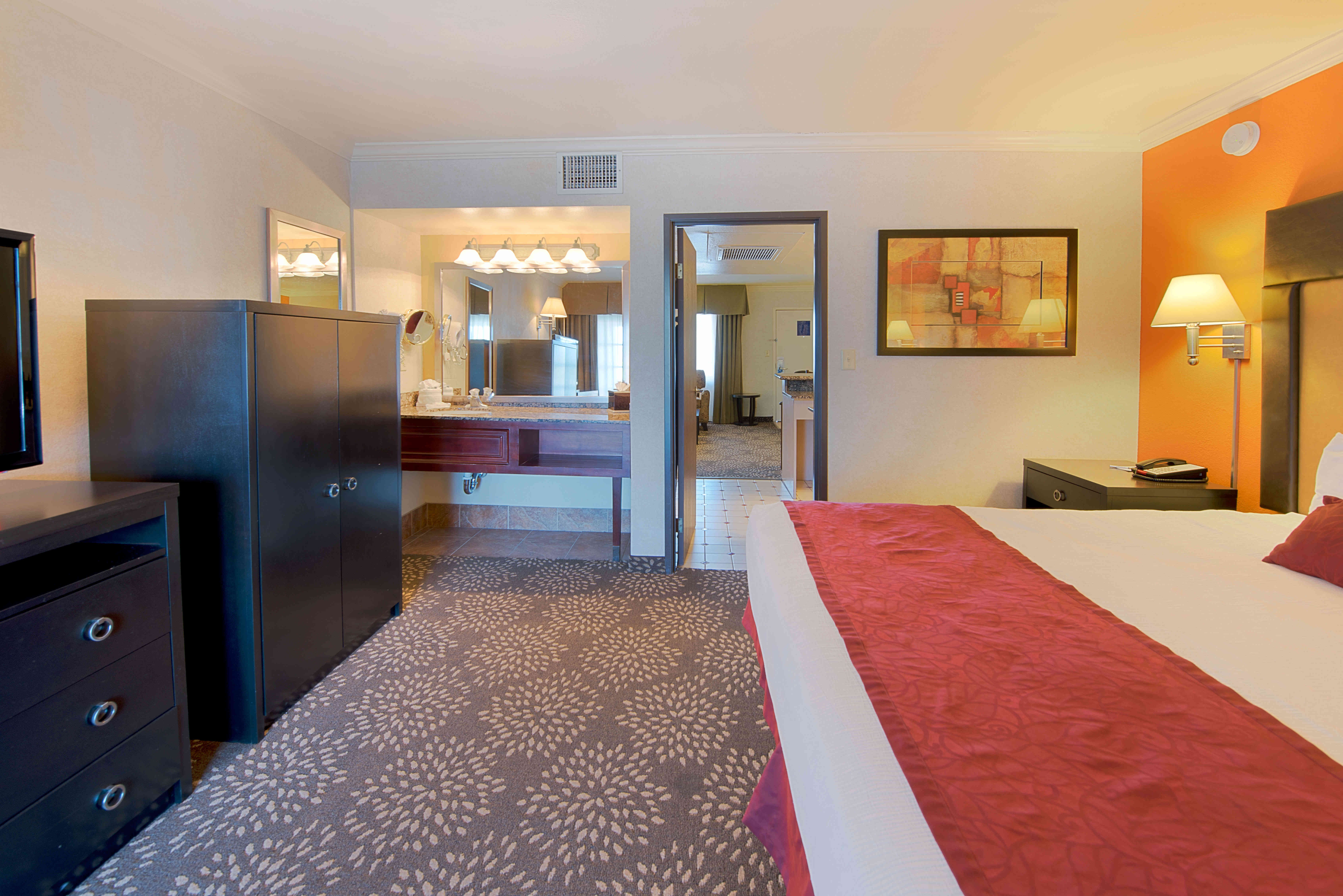 InnSuites Tucson Foothills Hotel & Suites | Tucson, AZ